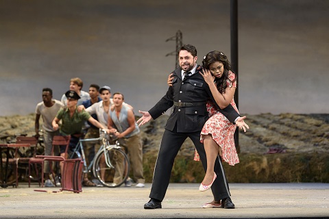 Opera Today : A sunny L'elisir d'amore at the Royal Opera House